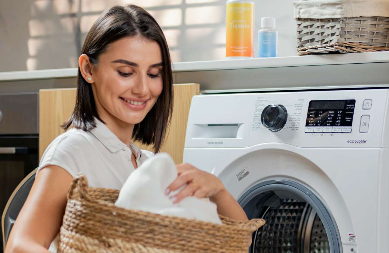 Lavatrice, lavi a 30 gradi, pulisce come a 60: col programma rallenty ...